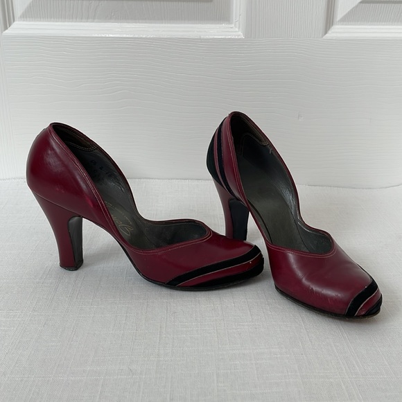 Johansen | Shoes | Vintage Johansen Maroon And Black Heels | Poshmark